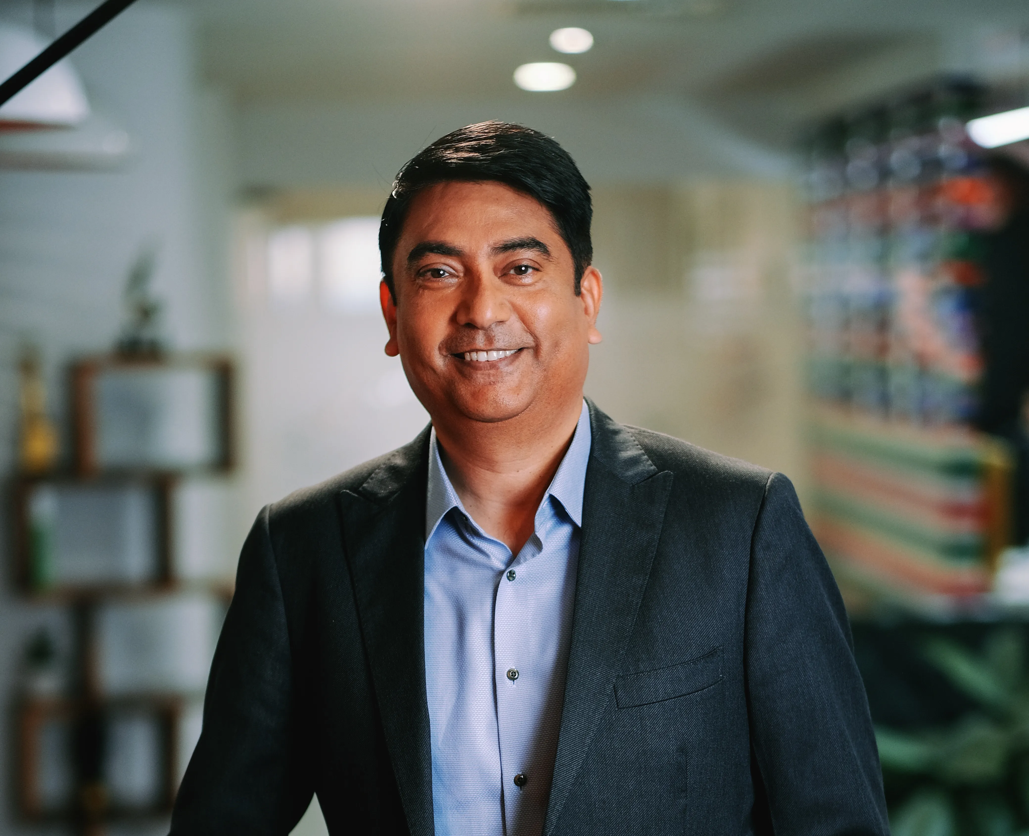 The Feature Phone Fights Back: HMD Global Taps India's Unexpected Mobile Growth Engine - BW ...